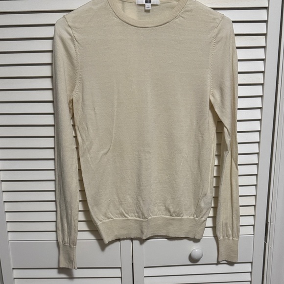 Uniqlo | Sweaters | Uniqlo Merino Wool Sweater Cream | Poshmark